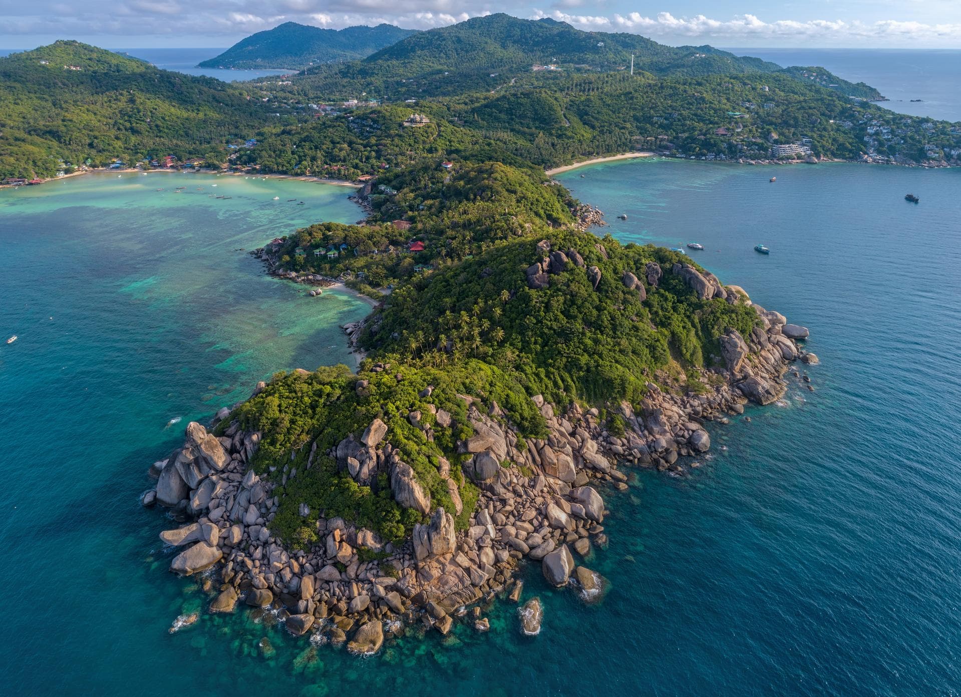 Ferries To Koh Tao, Koh Samui and Koh Phangan | Songserm